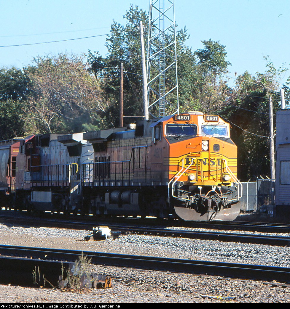 BNSF 4601